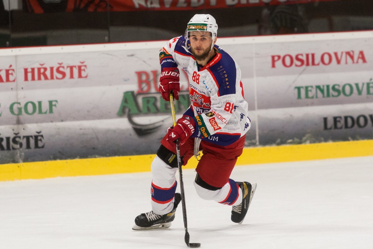 Obranu posiluje Jan Pohl! | LHK Jestřábi Prostějov